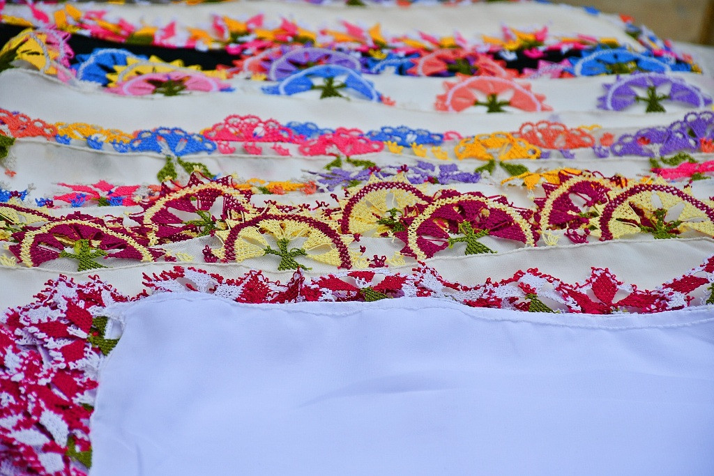 MÜŞKÜLE ÜZÜMÜ VE İĞNE OYASI ARTIK TESCİLLİ