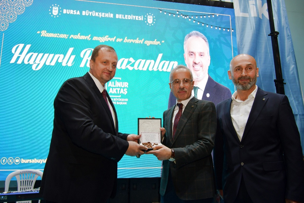 BAKAN URALOĞLU’NDAN İZNİK’E YENİ MÜJDELER